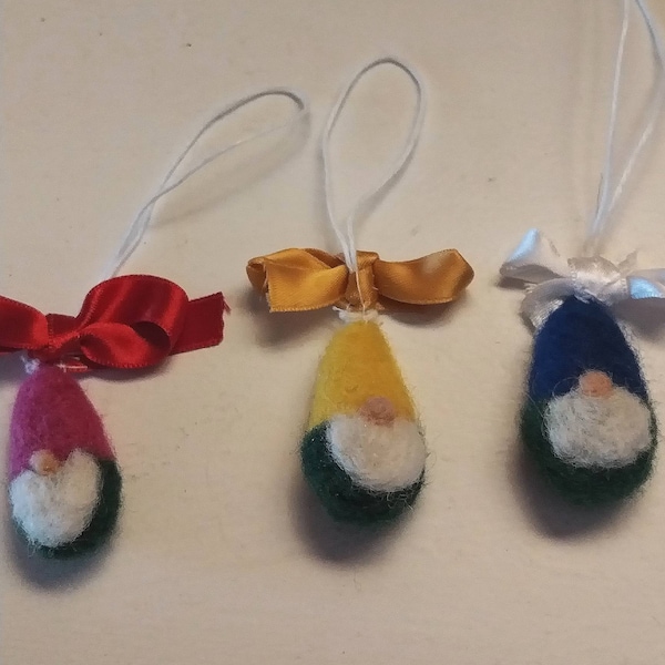 Mini Gonks, Felt Gnomes, Spring Dwarfs, Miniature Elfs, 3cm Tall ...