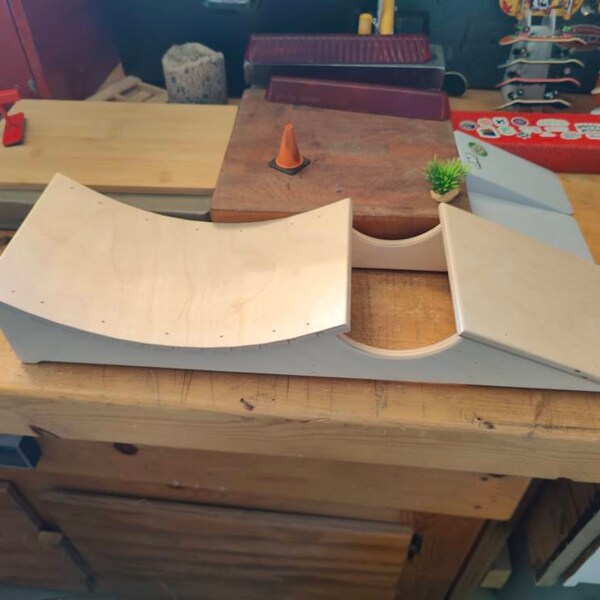 Filthy Fingerboard Ramps: Zuma 50/50 Split Planter Box, Wood ...