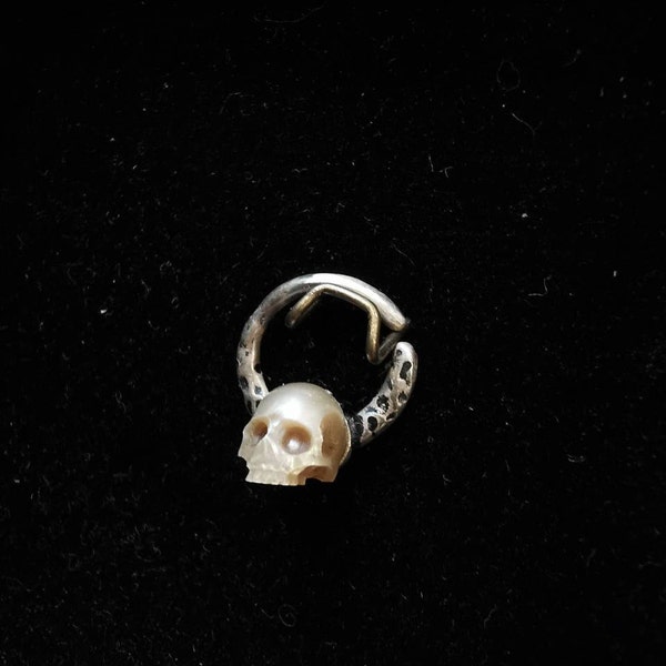 Skull Septum Piercing, Freshwater Pearl Septum Ring, Nose Ring, Silver ...