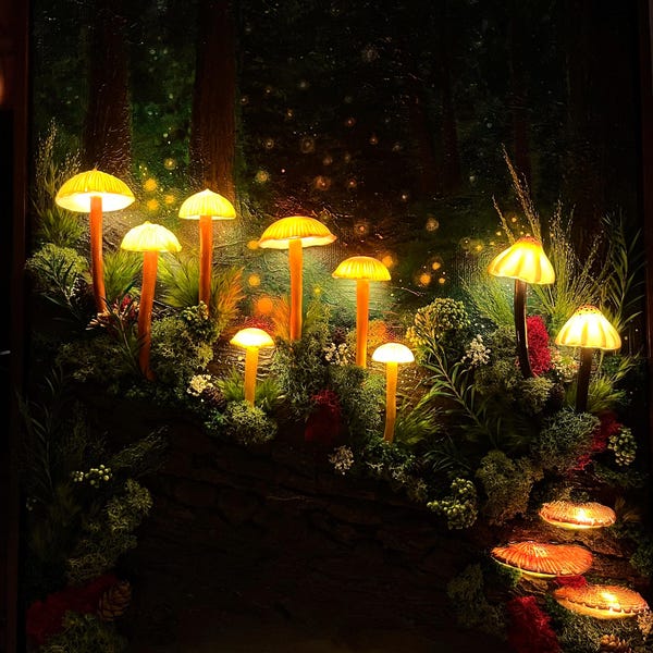 Giant Mushroom Lamp, Mushroom Light, Glowing Fungi, Glowing Mushrooms ...