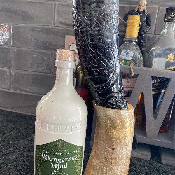 Ragnar Lothbrok Axe | Viking Axe | Handcrafted | Hand Carved ...