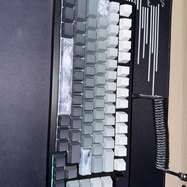 Light Marble Keycap - Custom Resin Artisan (white & Black Swirl) | OEM ...