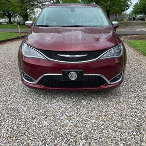 Custom Letter Leaf Crest License Plate Car Tag Diamond Etched Engraved ...