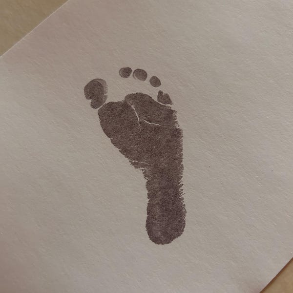 No-touch Inkless Baby Hand and Footprint Kit | Painless Perfect Prints ...