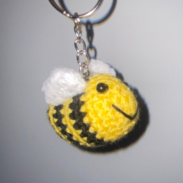 Bumble Bee Keyring / Bee Keychain / Crochet Bumble Bee / Summer Bumble Bee / Easter Bumble Bee ...
