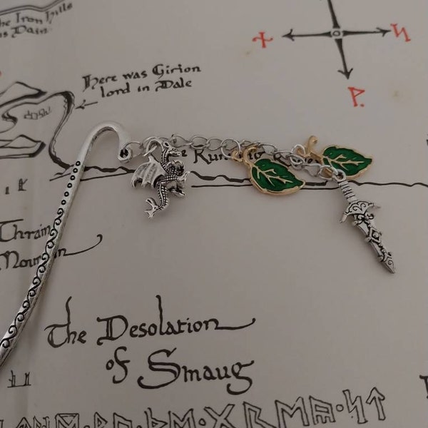 Fourth Wing Themed Double Dragon Black and Gold Bookmark, Hanging ...