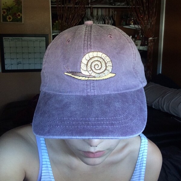 SNAIL HAT - One Embroidered Men Women Wildlife Baseball Gift Cap ...