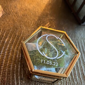 Hexagon Glass Ring Box With Moss Gold or Rose Gold - Etsy