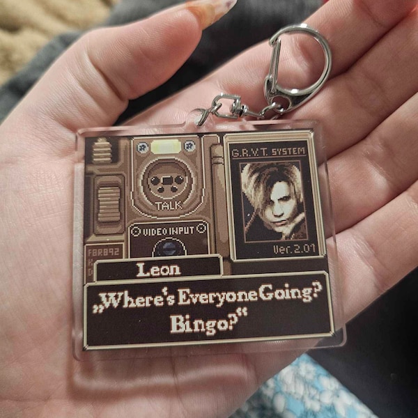 Resident Evil 4 Keychain, Leon Kennedy Keychain, Pixel Art Keychain ...