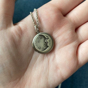 Small Moon Star Locket Celestial Locket ANTIQUE SILVER Lunar Moon ...