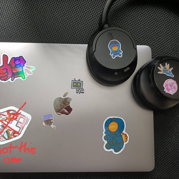 V1 & V2 Thumbs up ULTRAKILL Stickers Designed by Whos_apollo - Etsy