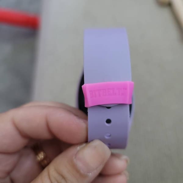 Adult Magic Band Locks for Disney Magicband 2.0 | Magic Band 2.0 Holder ...