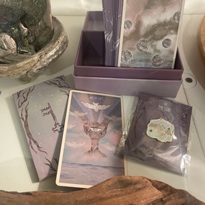 Star Seeker Wooden Card Stand Daily Card Pull Birch Walnut - Etsy