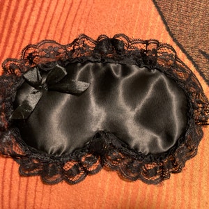 Best Satin With Gold Sleep Mask, Amazing Boudoir Style Sleeping Mask ...