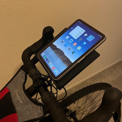 Bike Flower Vase for Handlebars Fun Biking Accessory for Summer, Flower ...