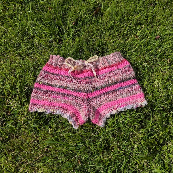 Crochet Mini Shorts Pattern - Etsy