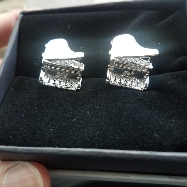 Alphabet Letter B Lapel Pin - Etsy