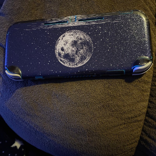 Nintendo Switch Lite Skin Full Moon // Black and White Moon Nintendo ...