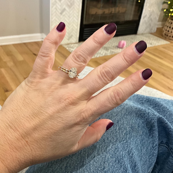 D Color VVS2 Clarity Cathedral Style Oval Cut 2.1 Carat IGI Certified ...