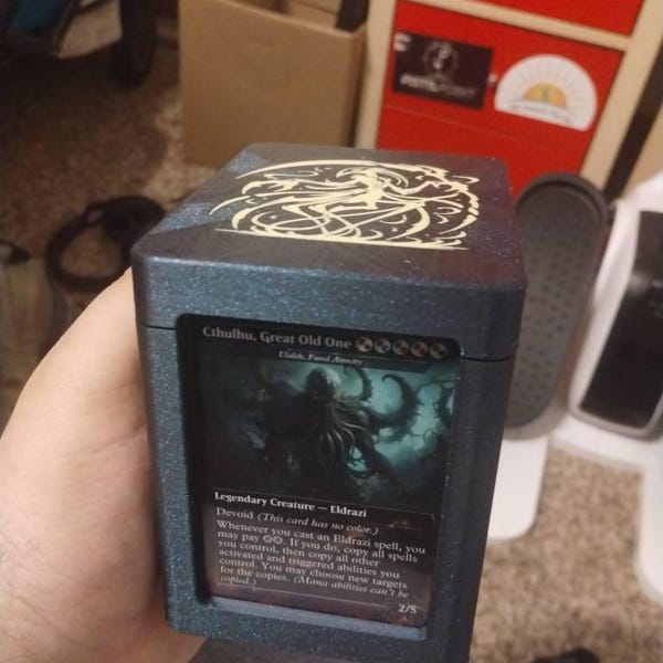 Sliver / Eldrazi Themed Commander Deckbox With Toploader for MTG (magic ...