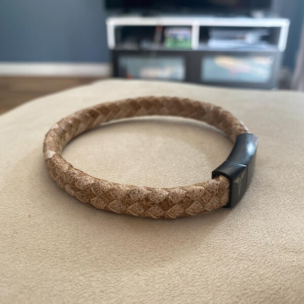 Red Medical Alert ID Bracelet With Soft Leather - Personalised, Any ...