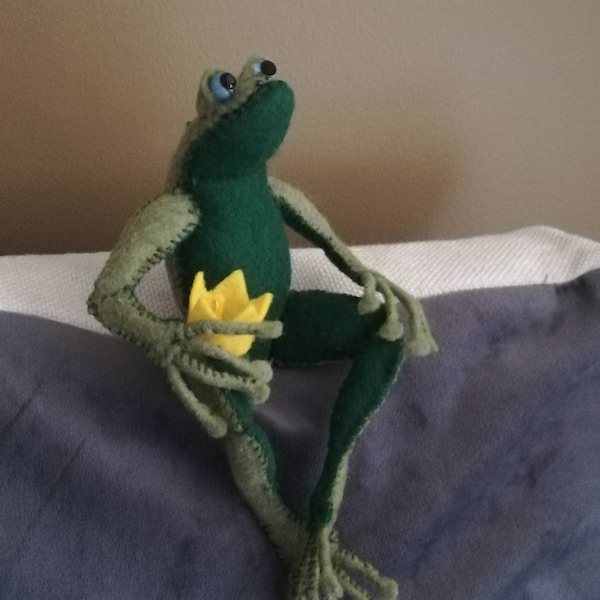 Frog Prince PDF Pattern, Felt Ornament, Beginner Sewing, Felt Animal ...