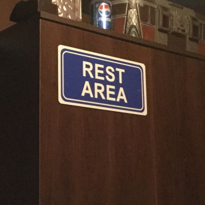 REST AREA Vintage Gas & Oil Retro Art Deco .. Metal Sign Farm Ranch or ...