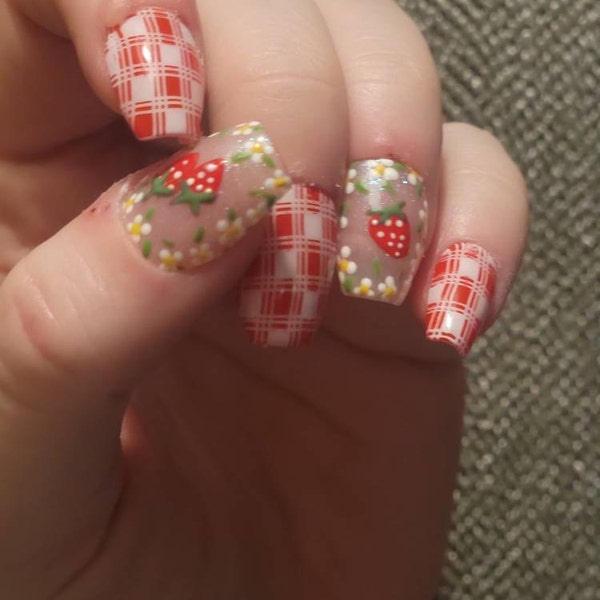Adorable Summer Picnic Nails, Strawberry Blossoms, Spring Nails ...