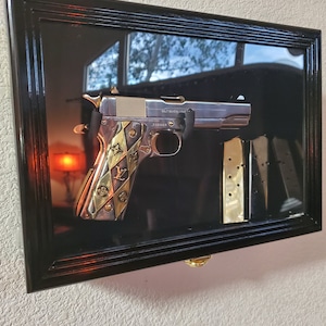 Single Pistol Display Case Wall Mount Solid Hardwood Cabinet Handgun ...