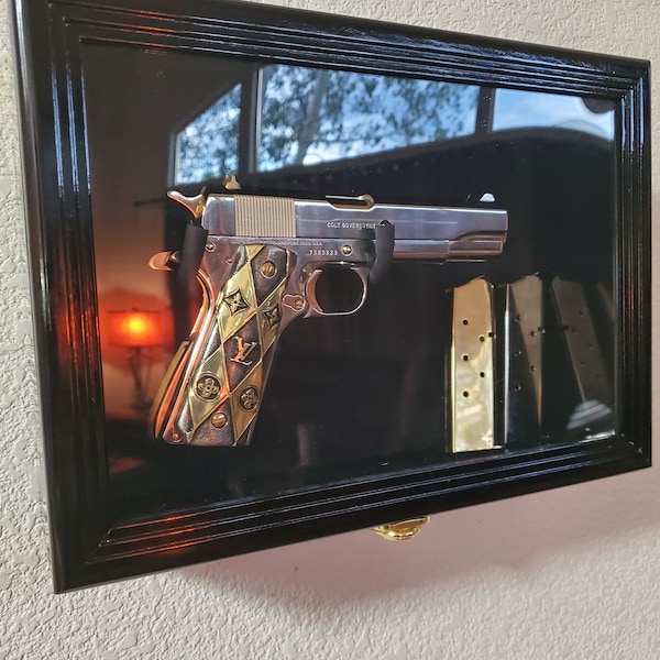 Single Pistol Display Case Wall Mount Solid Hardwood Cabinet Handgun ...