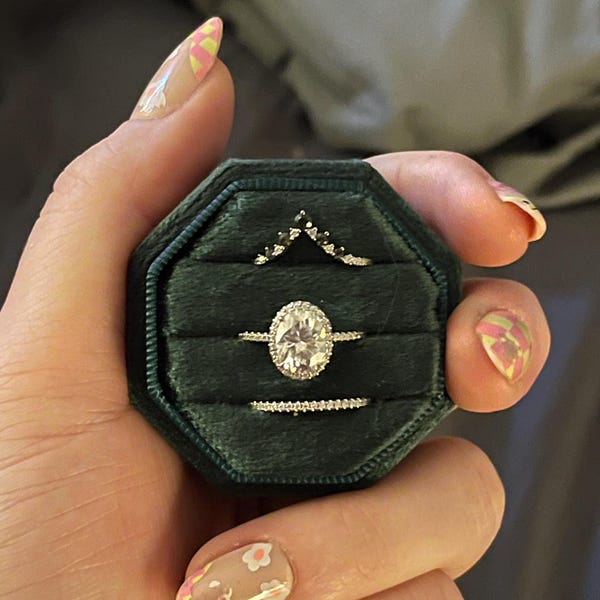 Crystal Gradient Diamond Ring Curved Wedding Band White Gold Black ...