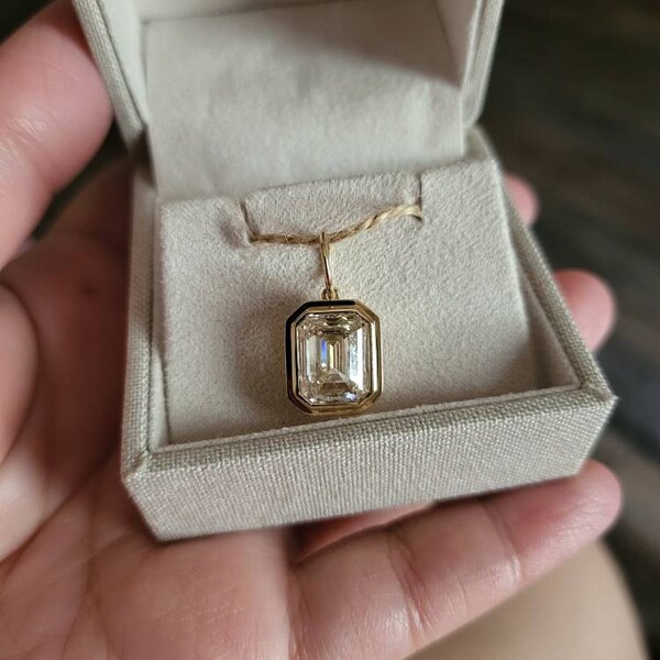 IGI Certified 5.07 Carat Custom Cut Antique Asscher Emerald Cut Lab ...