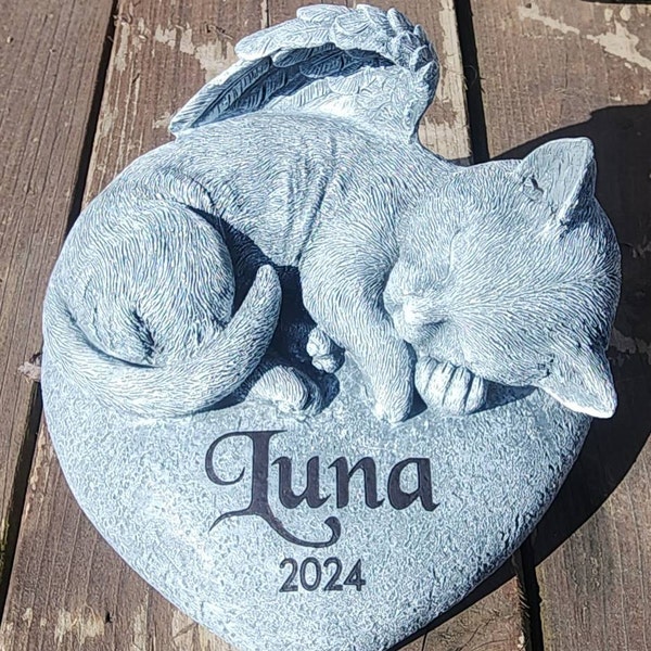 Cat Memorial Garden Stones Grave Markers With a Cat Sleeps on the Heart ...