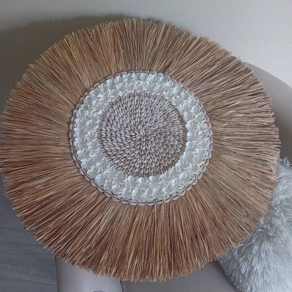 Boho Wandbehang mit Muscheln 60 cm handgefertigte Wanddeko aus Raffia ...