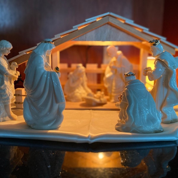 Handmade Wooden Christmas Nativity, Manger, Stable With Light. Rope ...