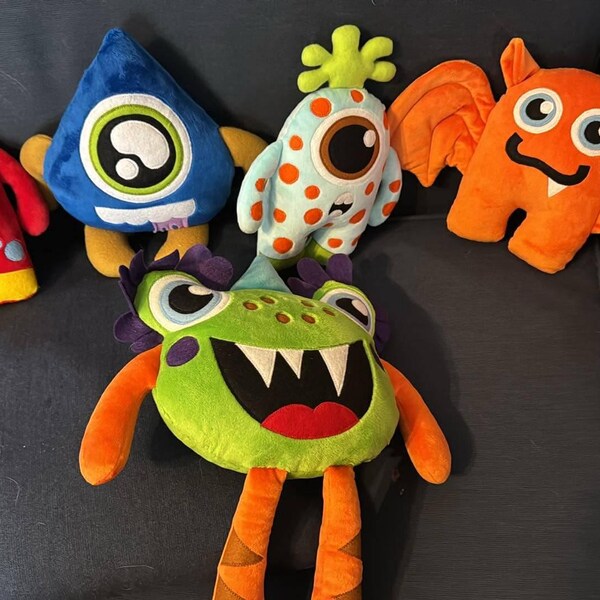 Abby Hatcher Bozzly Plush Toy, Bozzly Stuffed Animal, Bozzly Custom ...