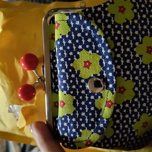 Rose Weaved Metal Clasp Pouch / Kiss Lock Makeup Pouch / Japanese ...