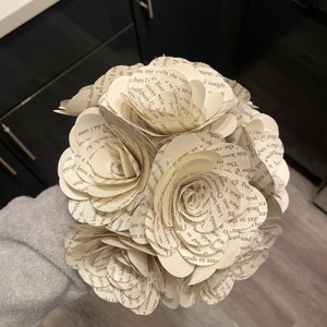 How the Grinch Stole Christmas Book Roses, Dr Seuss Paper Book Roses - Etsy