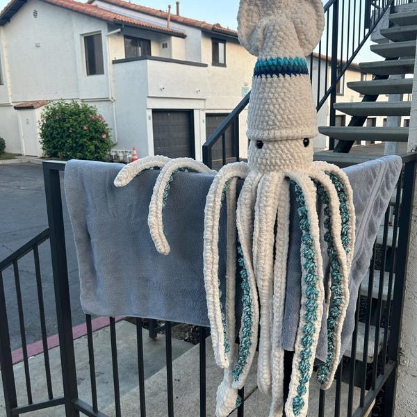 BUNDLE - Cal + Mari Squid Pattern | Crochet Pattern |digital Download ...