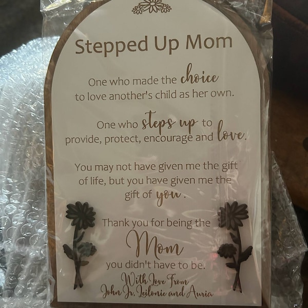 Stepped up Mom Sign, Personalized Mother's Day Gift, Bonus Mom Sign ...