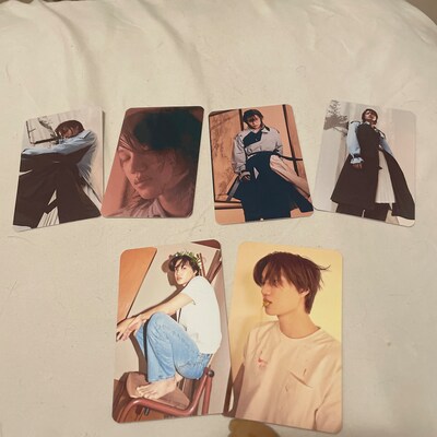 K-POP MINIMALIST POSTERS - Etsy