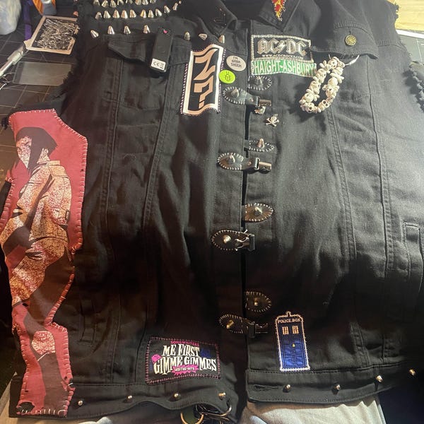 JTHM Question Sleep Z? Logo Button - Etsy