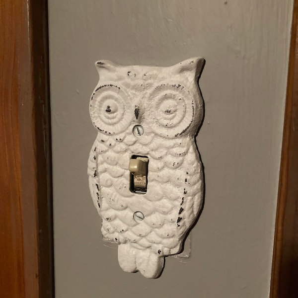 Shabby Chic Owl Light Switch Cover: Distressed Farmhouse Decor - Etsy