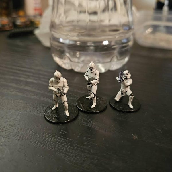 Hand Painted Cloaker Miniature for Dungeons and Dragons/pathfinders ...