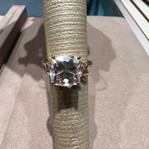 Green Radiant Cut Moissanite Solitaire Ring, Radiant Engagement Ring ...