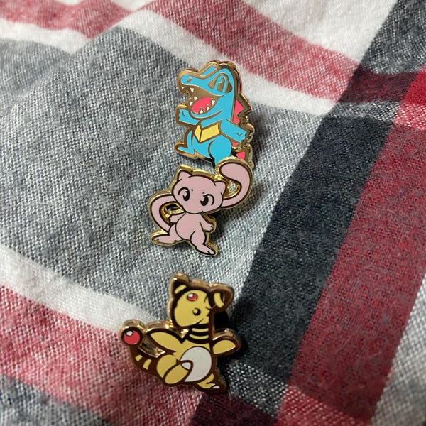 Pokédex Hinged Enamel Pin - Mini Switchable Pokémon Pins - Etsy