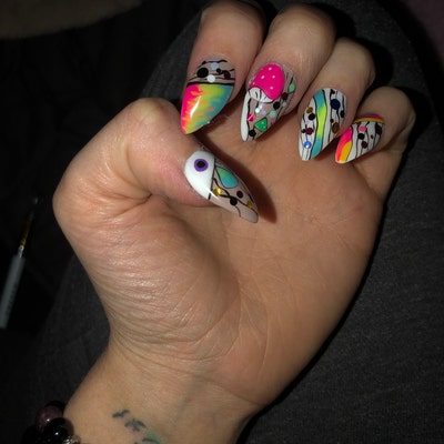 Tripping Illusion Press on Nails Handpainted Abstract Nail - Etsy