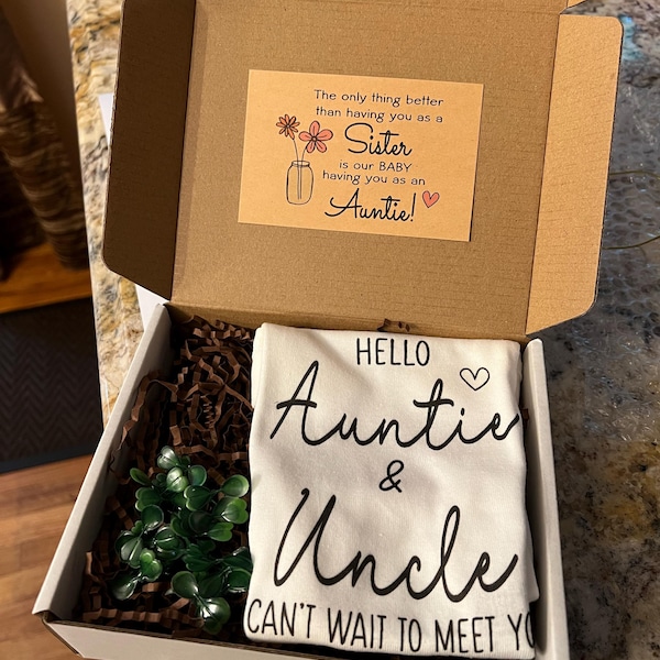 Hello Auntie GIFT BOX Baby Announcement Onesie® Bodysuit a Memorable ...