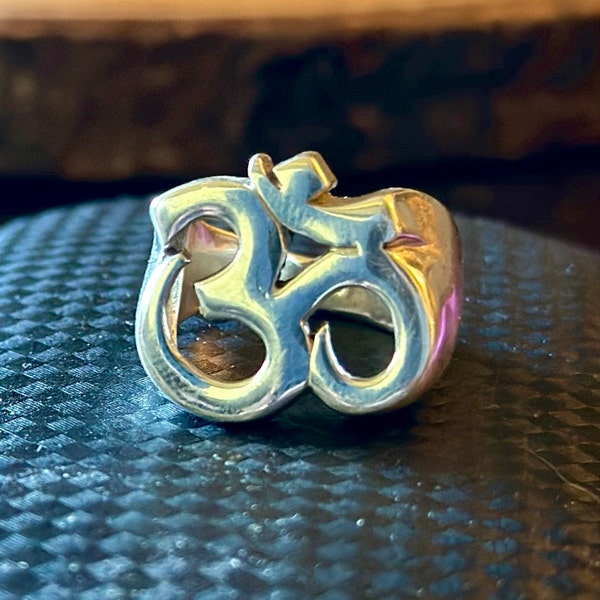 Om Symbol Ring for Unisex Made of Sterling Silver 925 Yoga Hindu Style ...