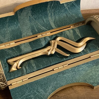 Hogwarts Legacy Magical Port Key, Vault Key - Etsy